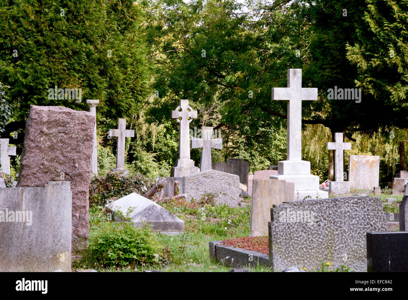 Bedford cemetery hi-res stock photography and images - Alamy