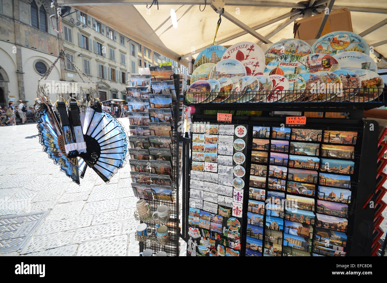 Iconic postcards hi-res stock photography and images - Alamy