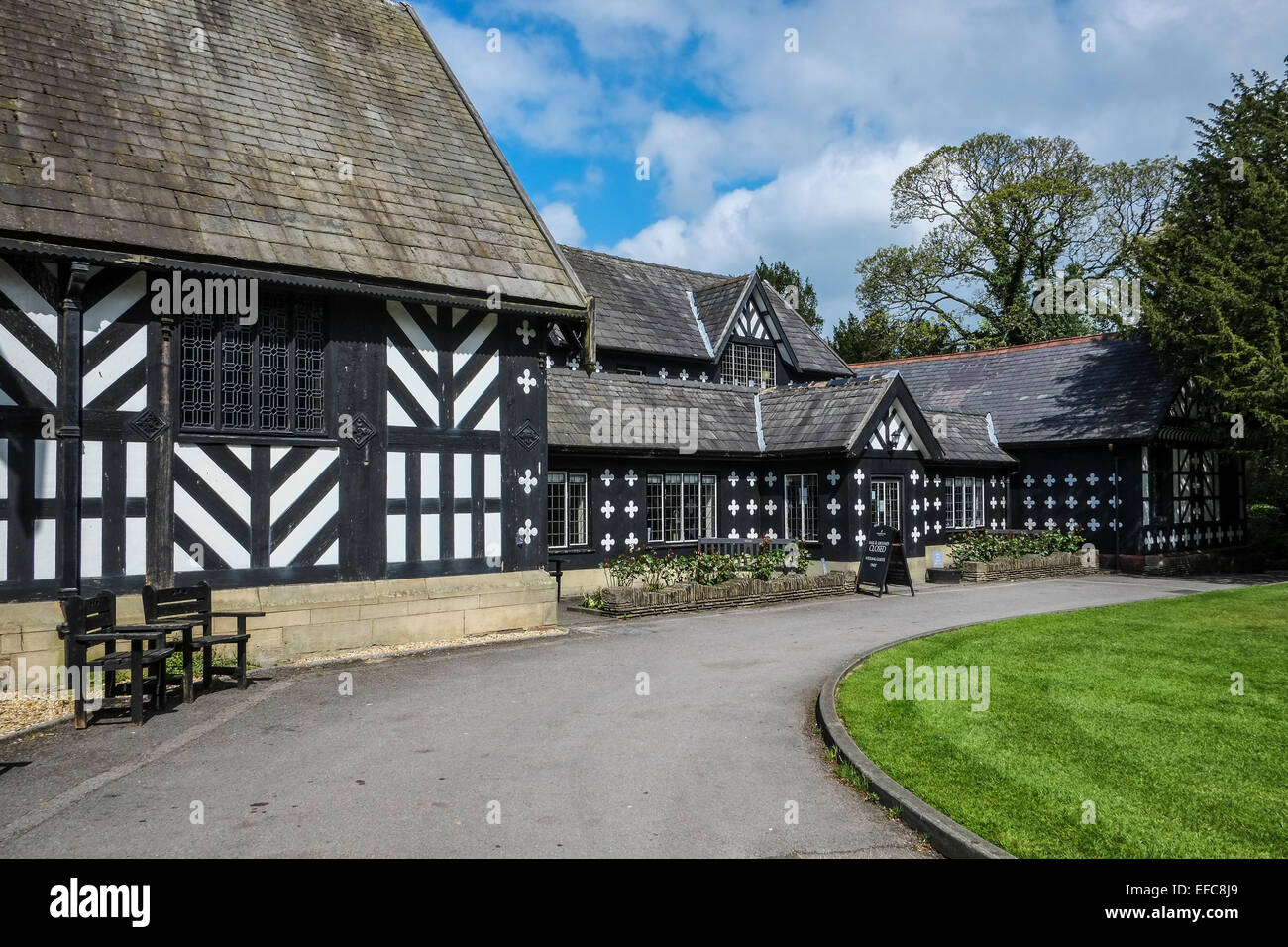 Samlesbury Hall, Lancashire Stock Photo - Alamy