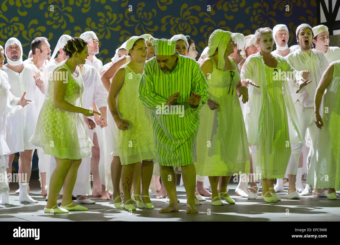 London, UK. 30 January 2015. Chorus performing. Richard Wagner's opera ...