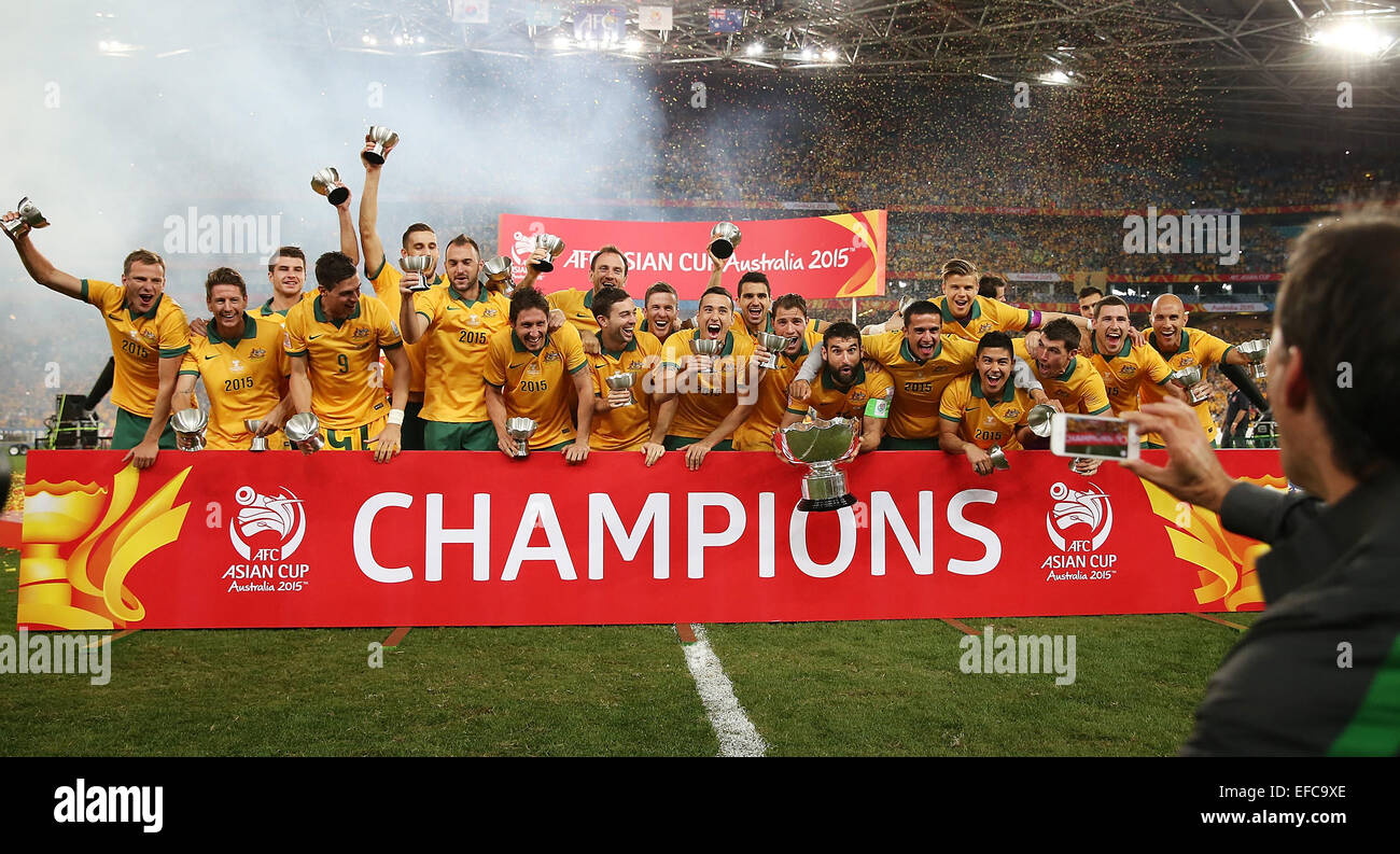 The asian cup trophy hi-res stock photography and images - Alamy