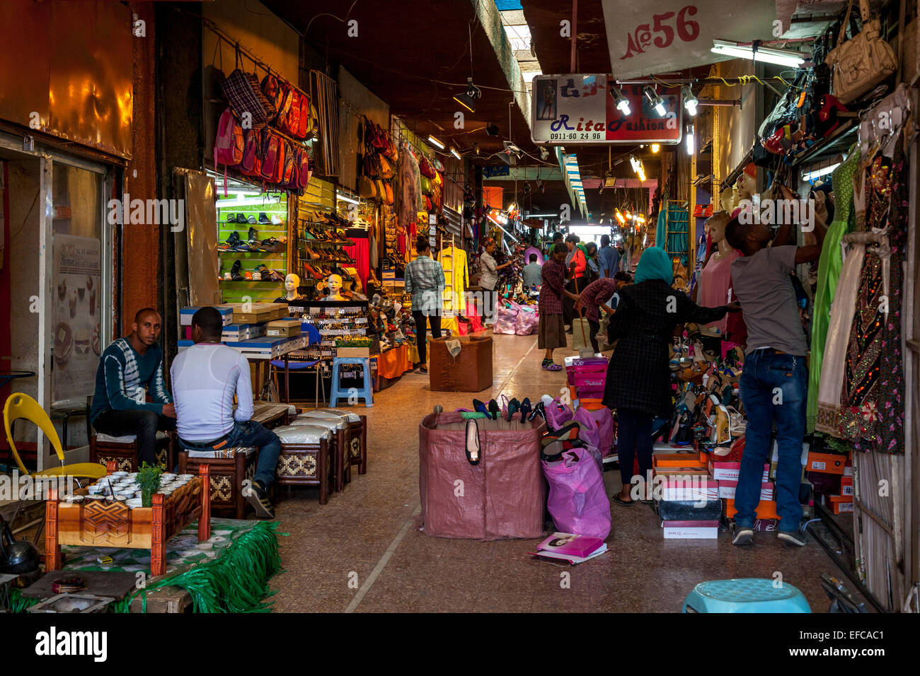 Mercato addis ababa hi-res stock photography and images - Alamy