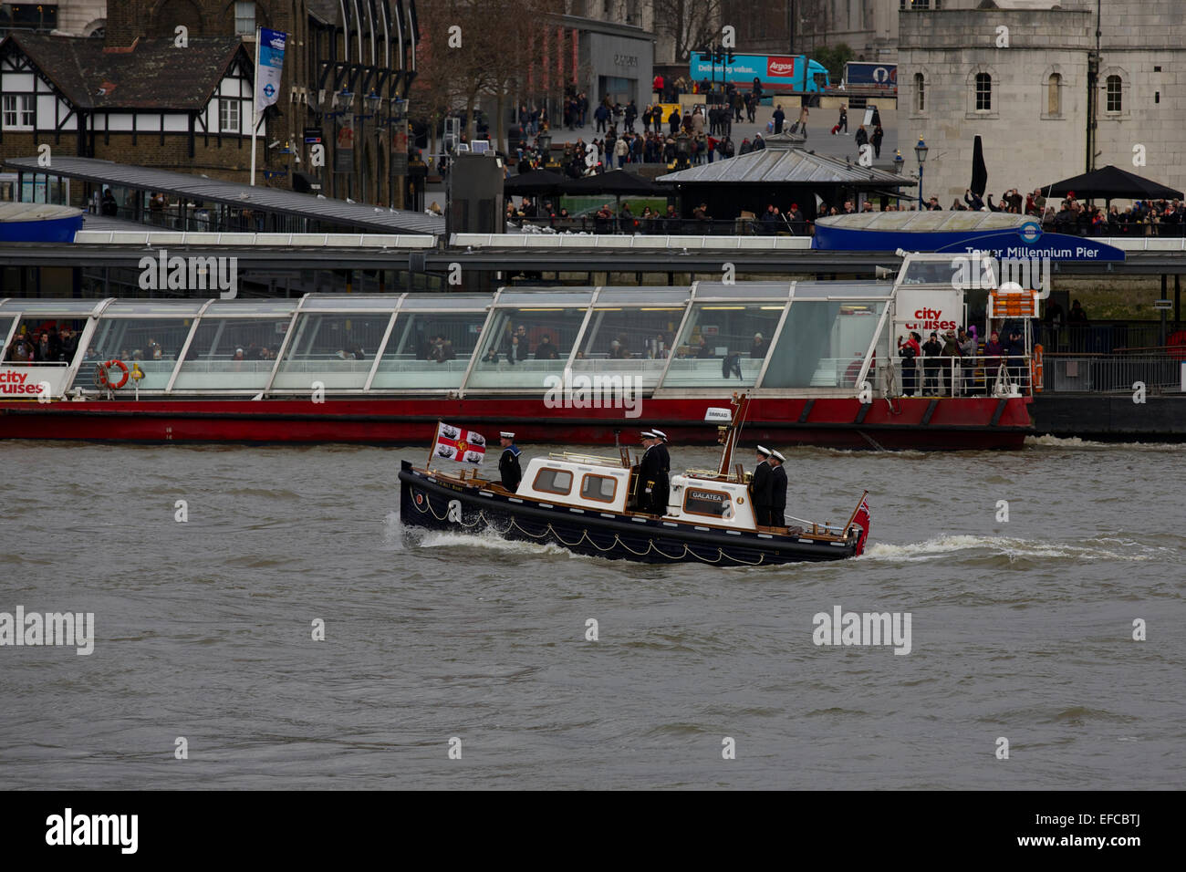 Number 1 lifeboat hi-res stock photography and images - Alamy