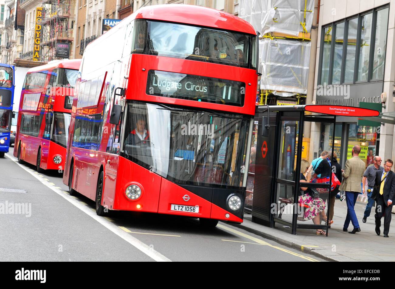 9 bus london aldwych hi-res stock photography and images - Alamy