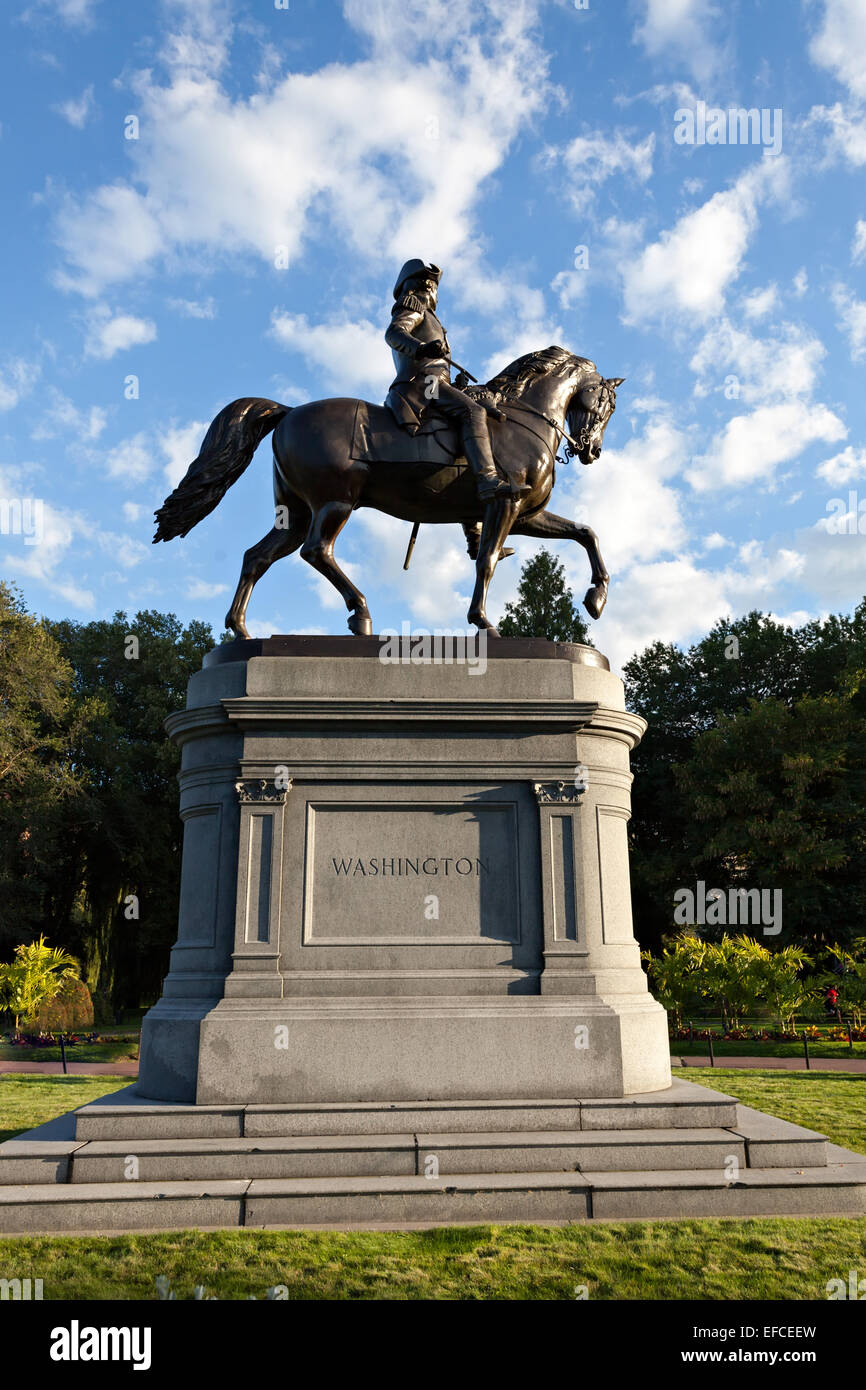 Sculpture statue boston bronze hi-res stock photography and images - Alamy