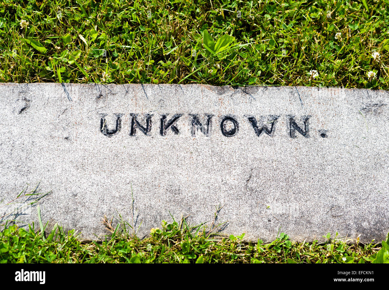 Grave marker to an unknown soldier, Soldiers' National Cemetery ...