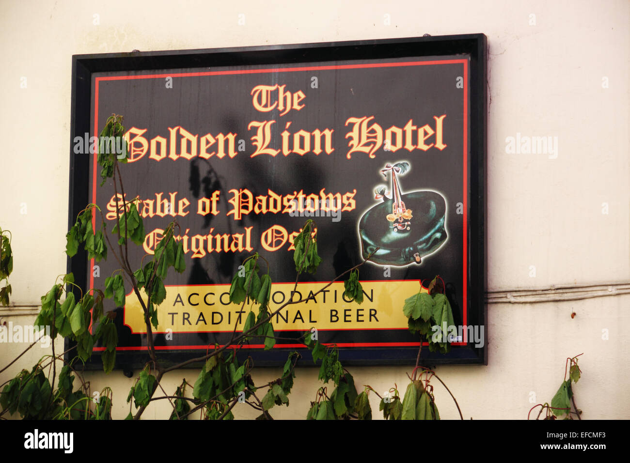 Golden Lion Inn High Resolution Stock Photography and Images - Alamy