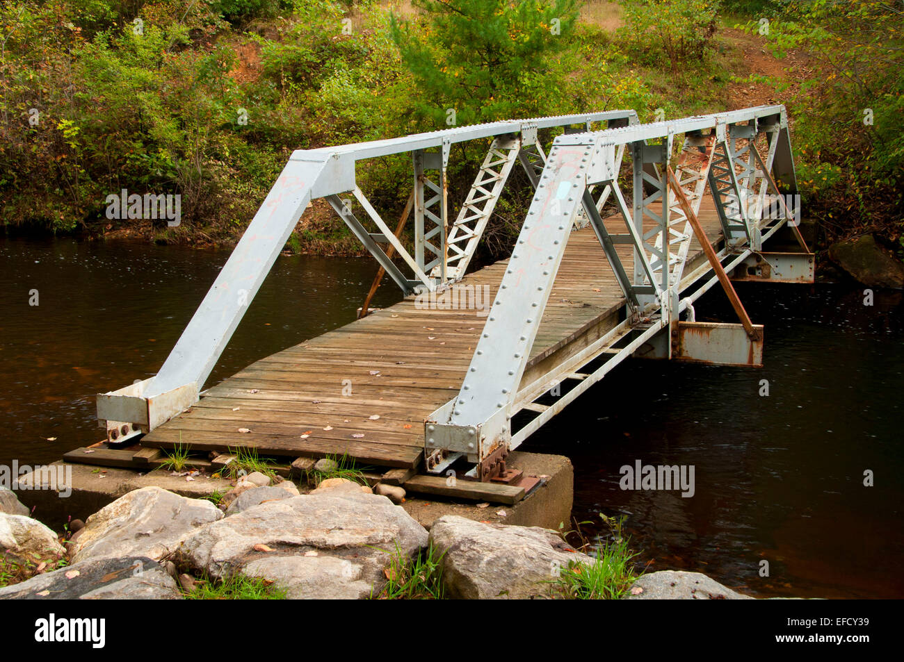 Cedar Mill Bridge (1914) over Fenton River along Nipmuck Trail ...