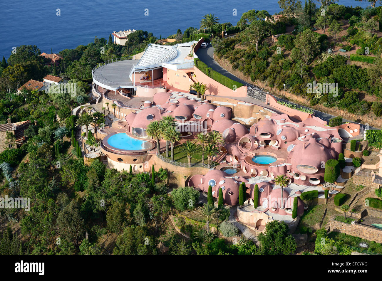 Maison bulle pierre cardin hi-res stock photography and images - Alamy