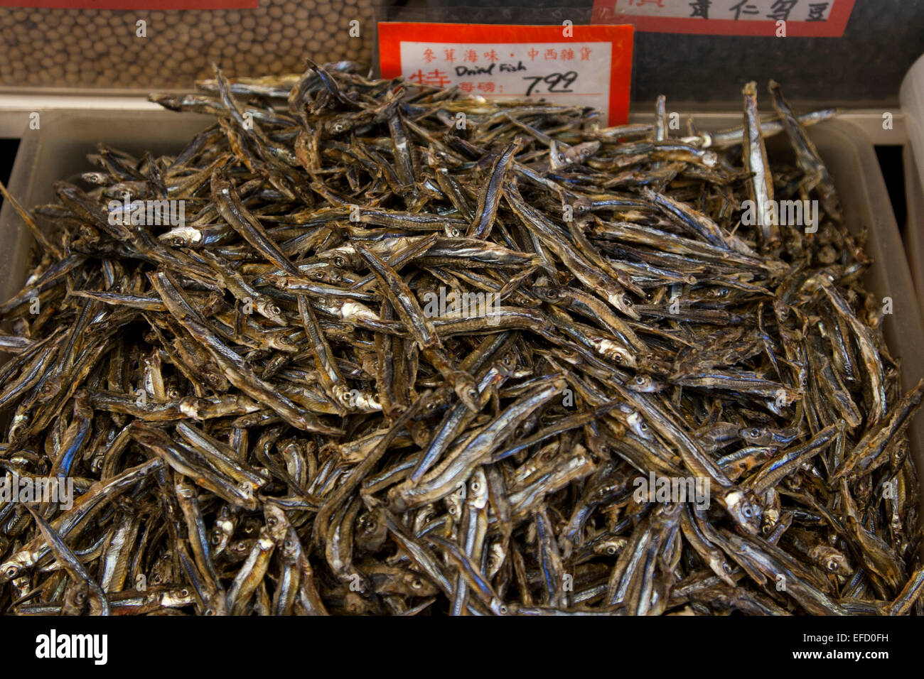 Chinatown san francisco shopping fish hi-res stock photography and ...