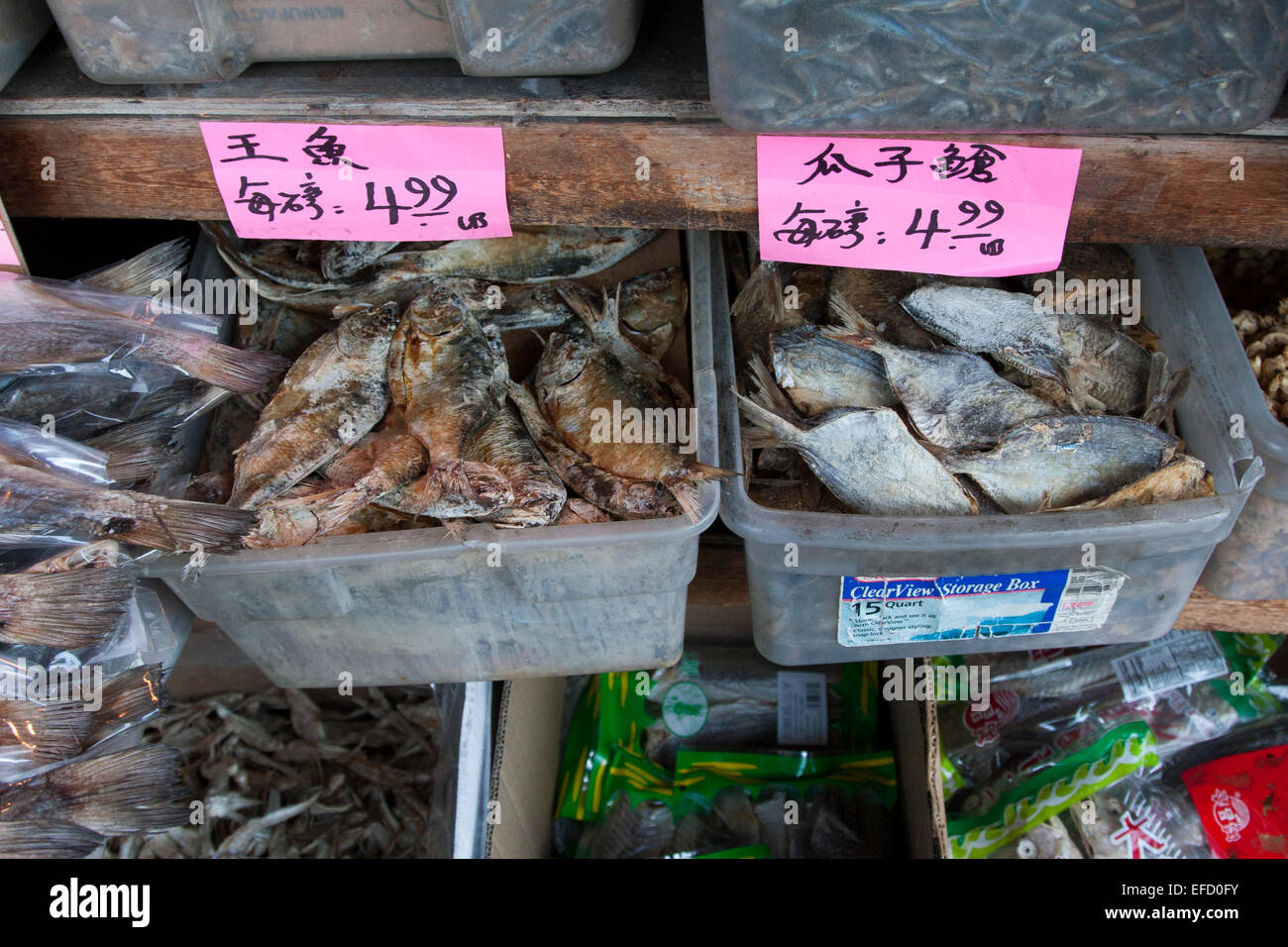 Chinatown san francisco shopping fish hi-res stock photography and ...