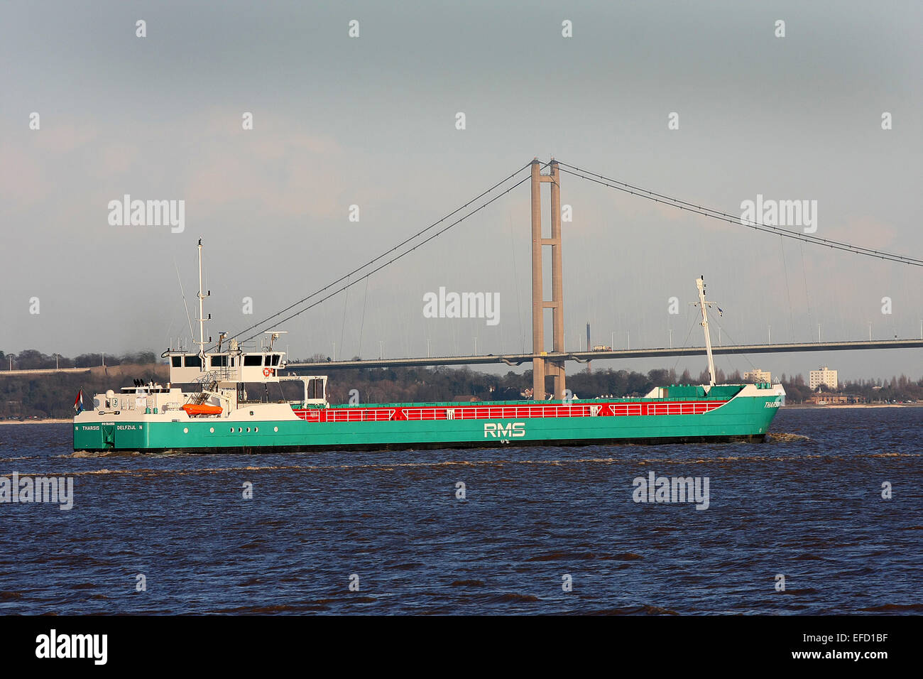 Small ship hi-res stock photography and images - Alamy
