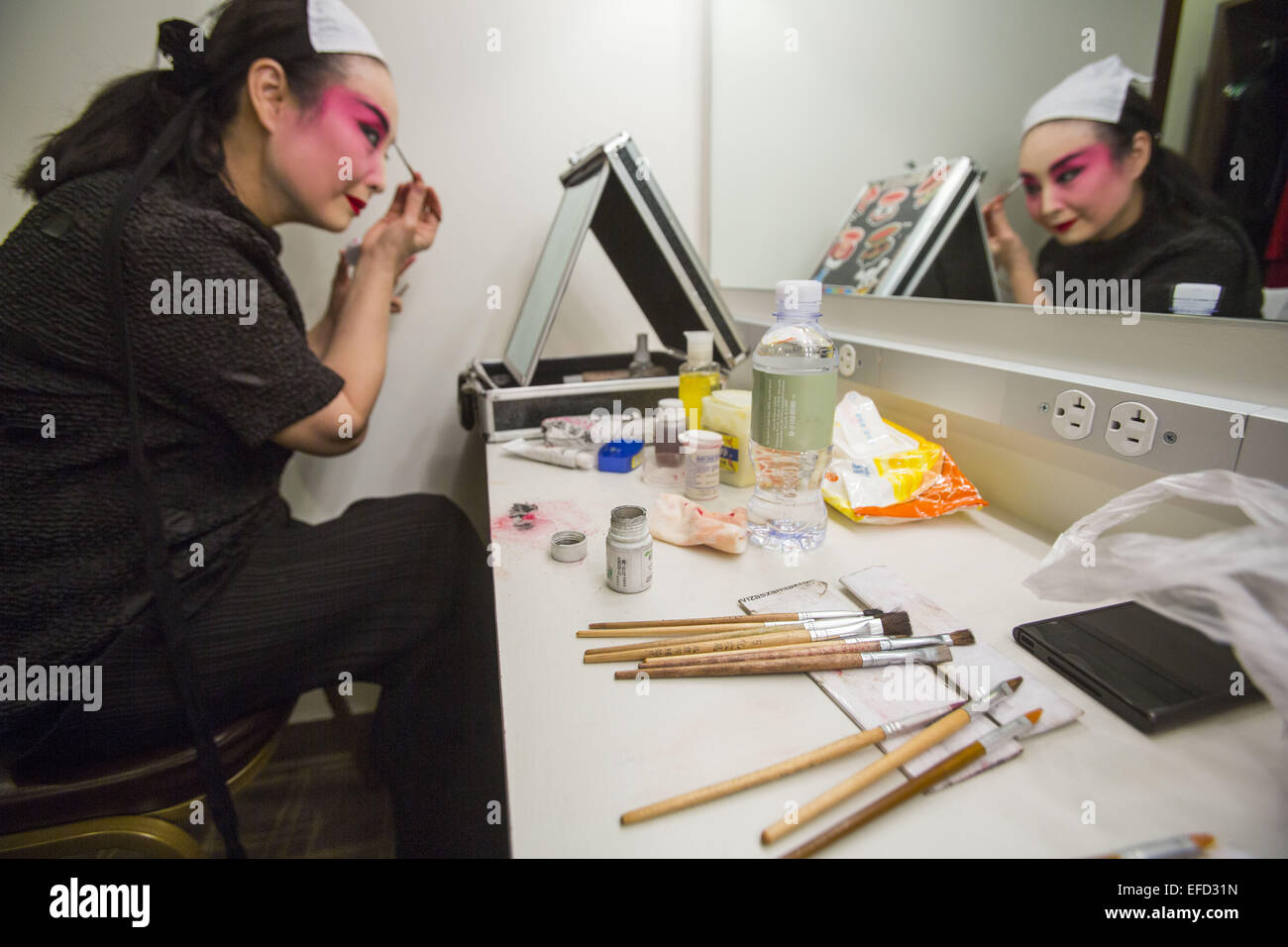 Los Angeles, California, USA. 31st Jan, 2015. Beijing Opera actress Sun ...