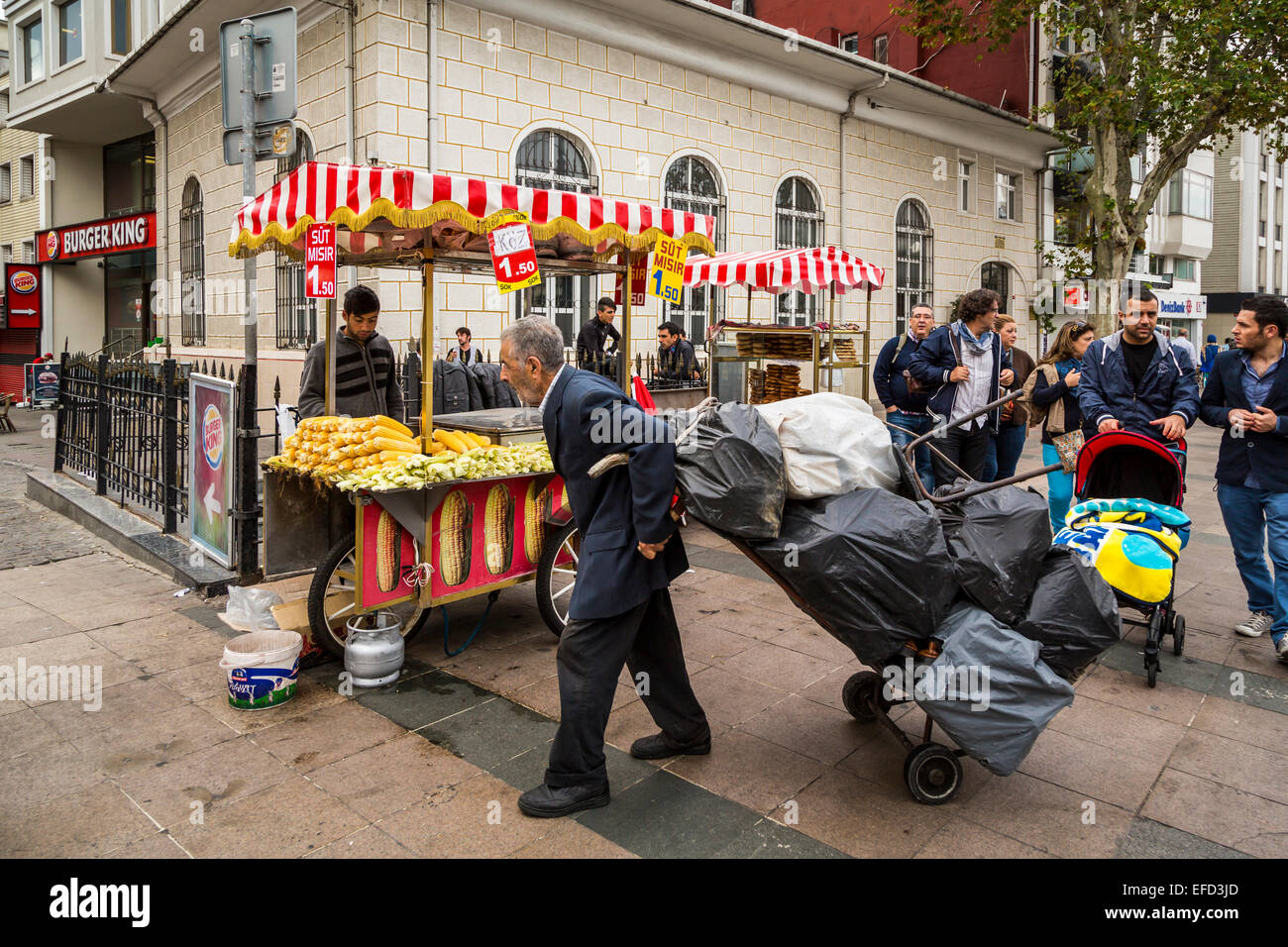 Mobile kiosk hi-res stock photography and images - Alamy