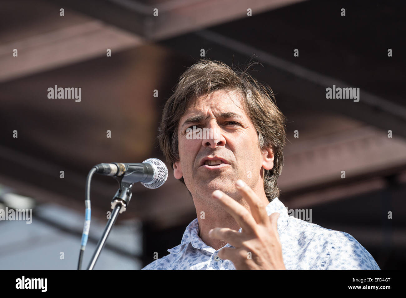 Mark thomas speaking at rally hi-res stock photography and images - Alamy