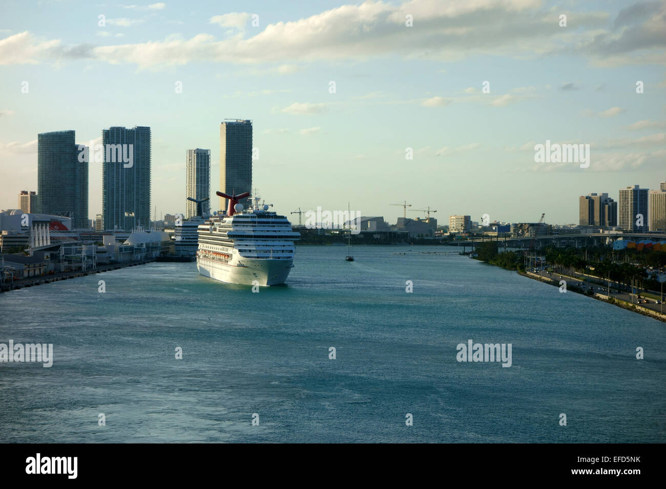 Cruise ship leaving the port of Miami, Florida, USA Stock Photo - Alamy