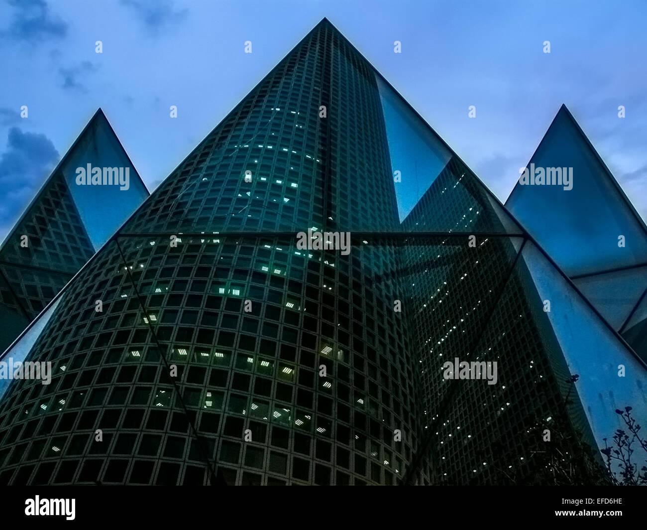 Pyramids complex hi-res stock photography and images - Alamy