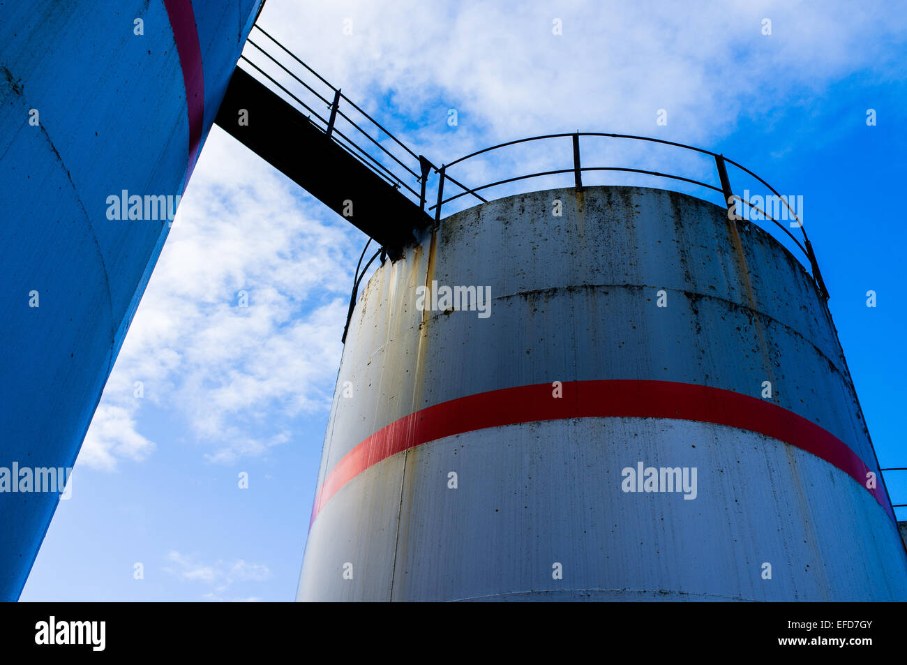 Petroleum bulk storage tank hi-res stock photography and images - Alamy