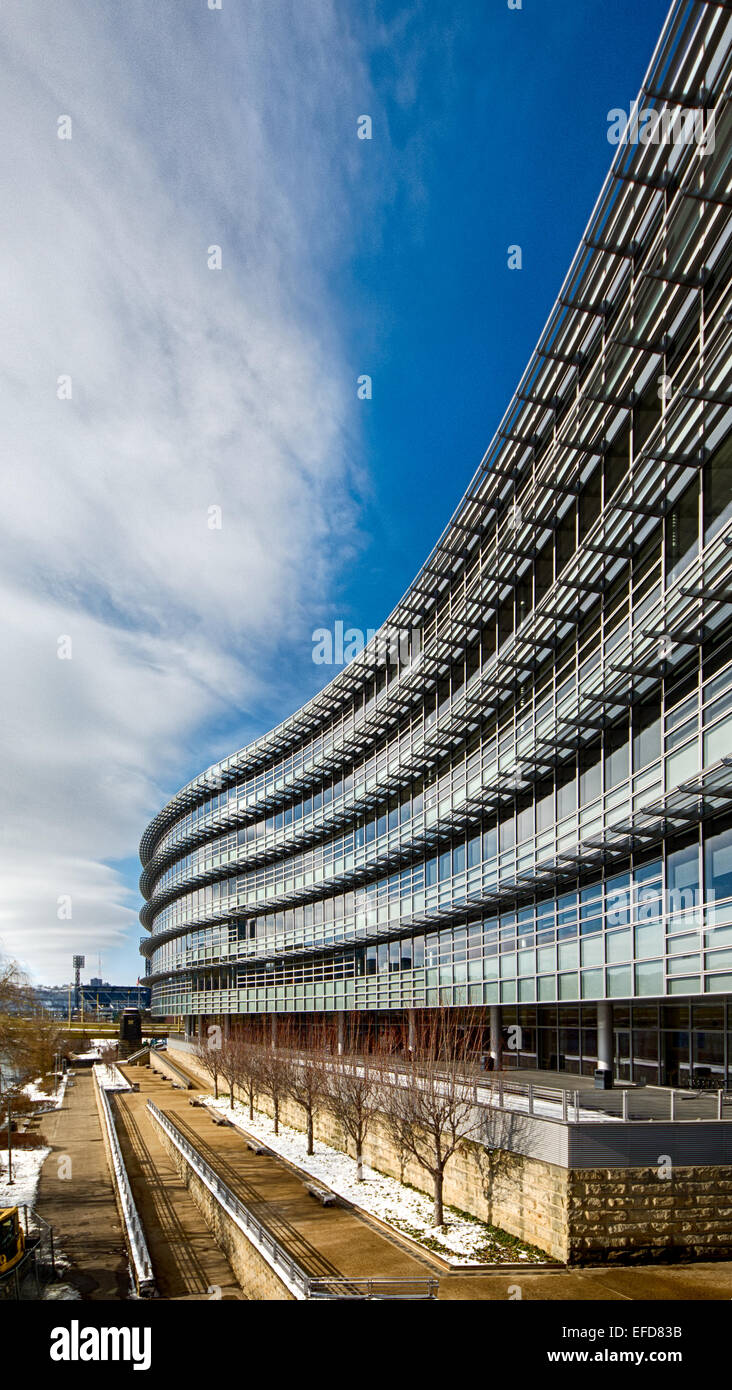 The Alcoa Corporate Center sits on Pittsburgh, PA's North Shore along ...