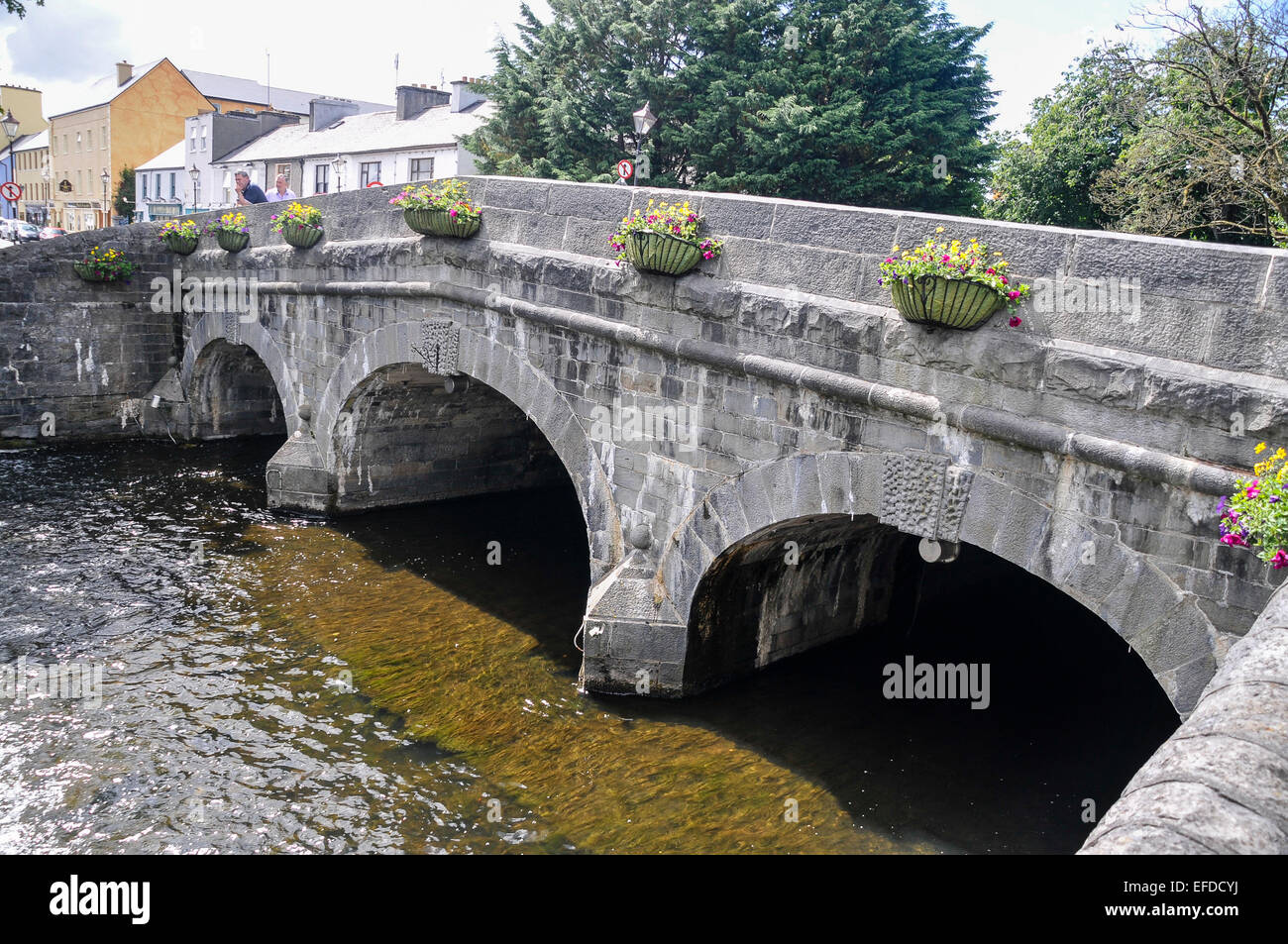 Bridge over the Carrowbeg River, Westport, County Mayo, Ireland Stock ...