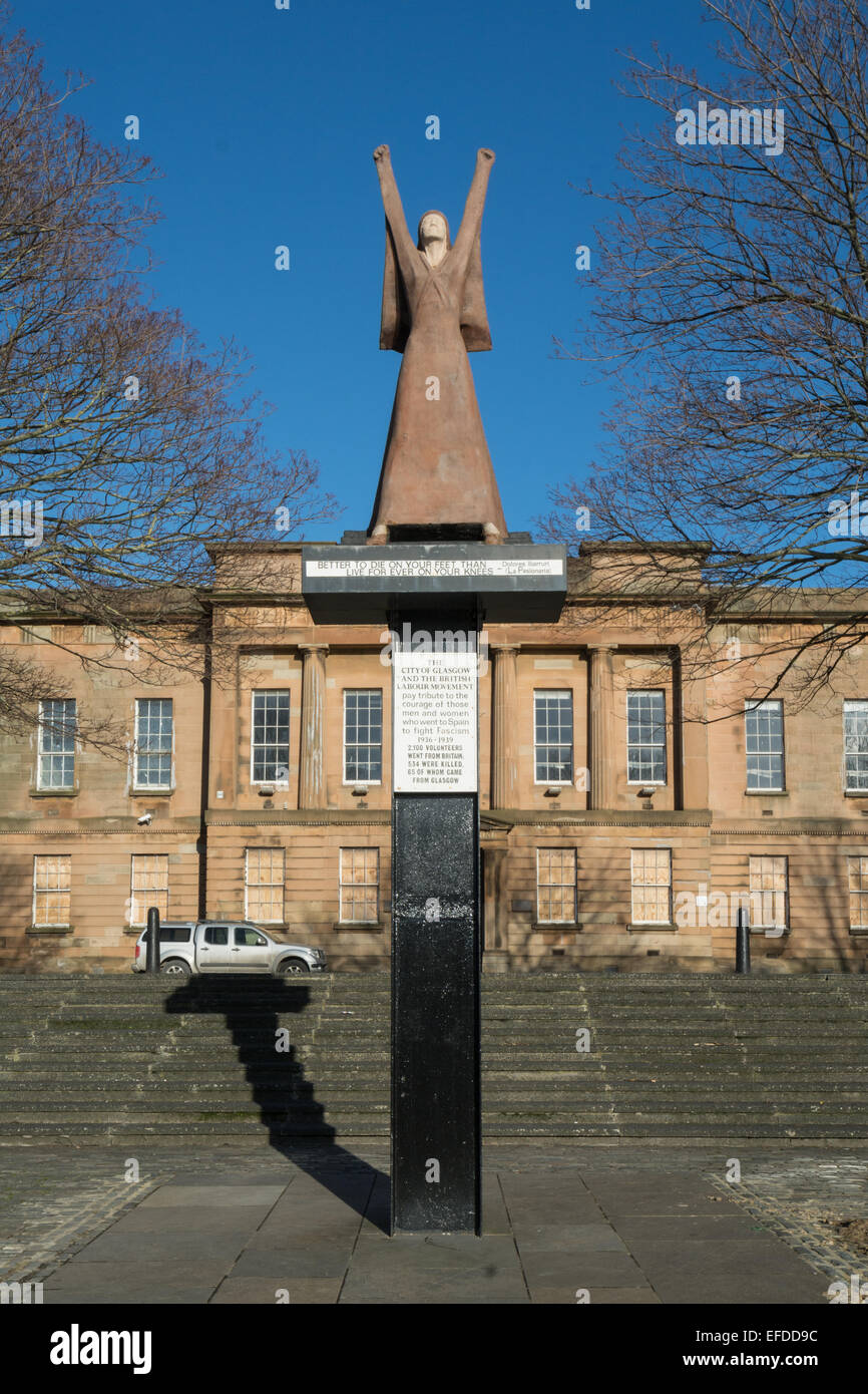 La Pasionaria (The Passion Flower) statue by Arthur Dooley outside the ...