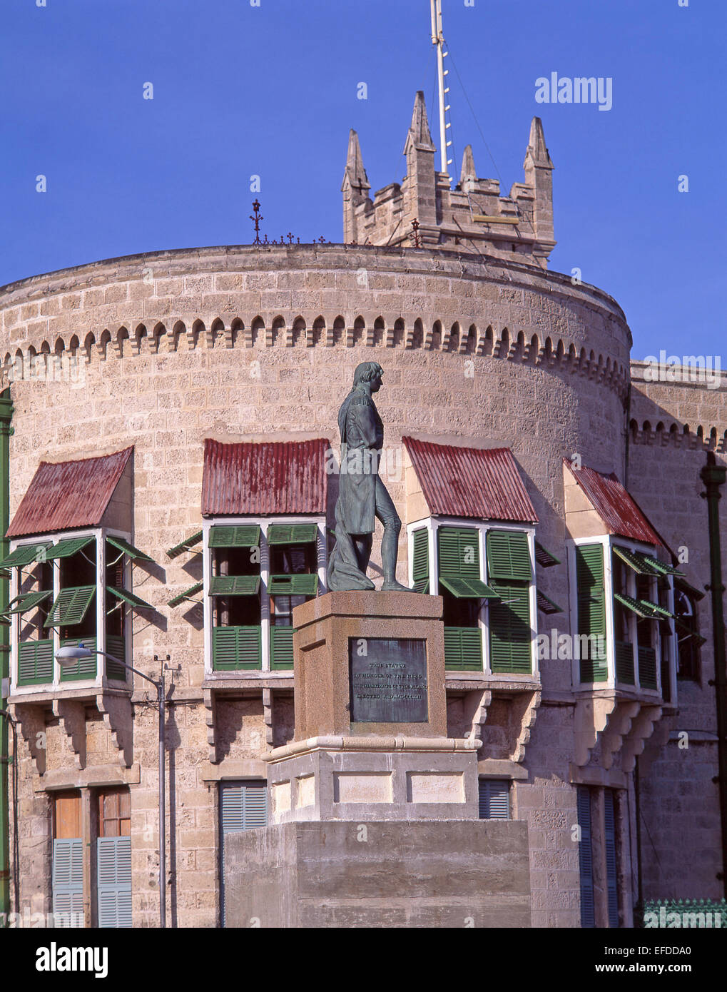 Lord Nelson's Statue and Parliament Building, National Heroes Square ...