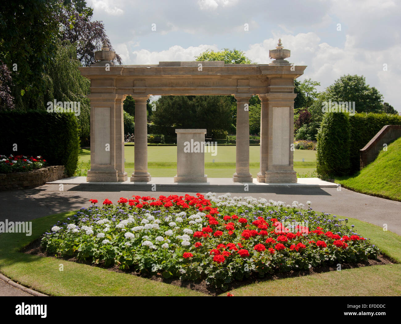 Guildford castle grounds hi-res stock photography and images - Alamy