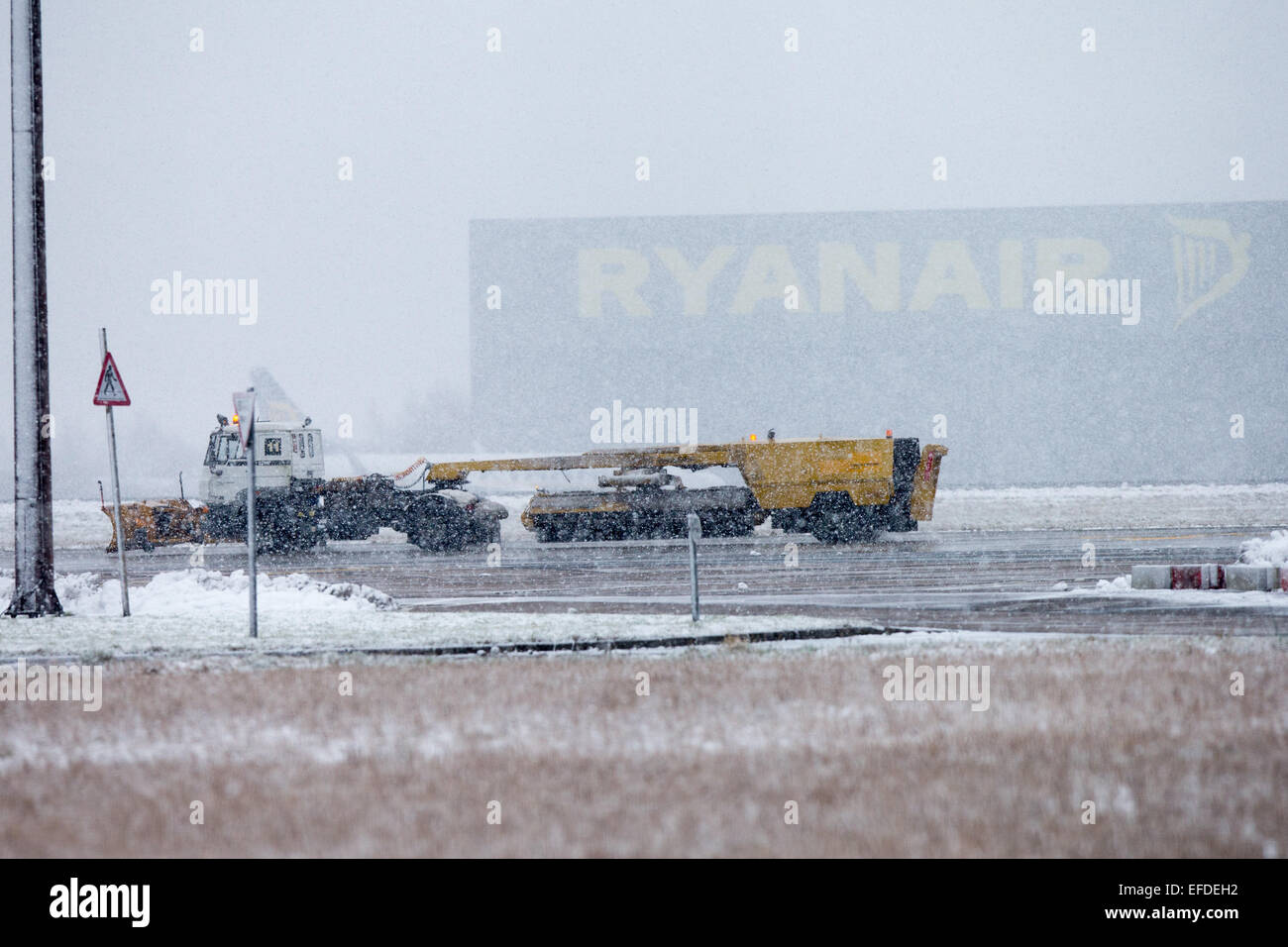 Snow Runway High Resolution Stock Photography and Images - Alamy