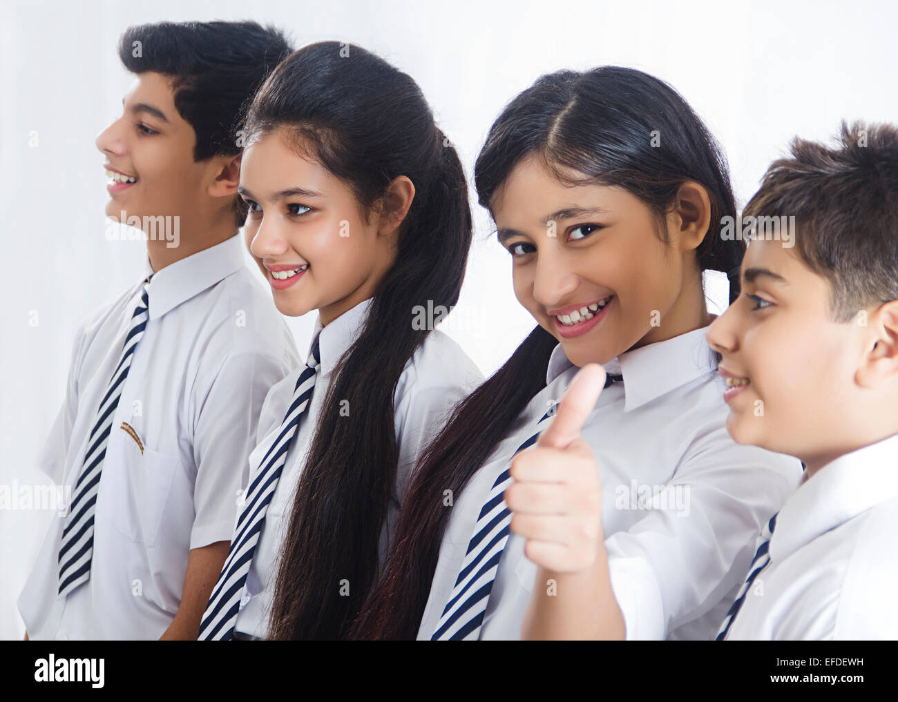 indian school friends students Queues standing Stock Photo - Alamy