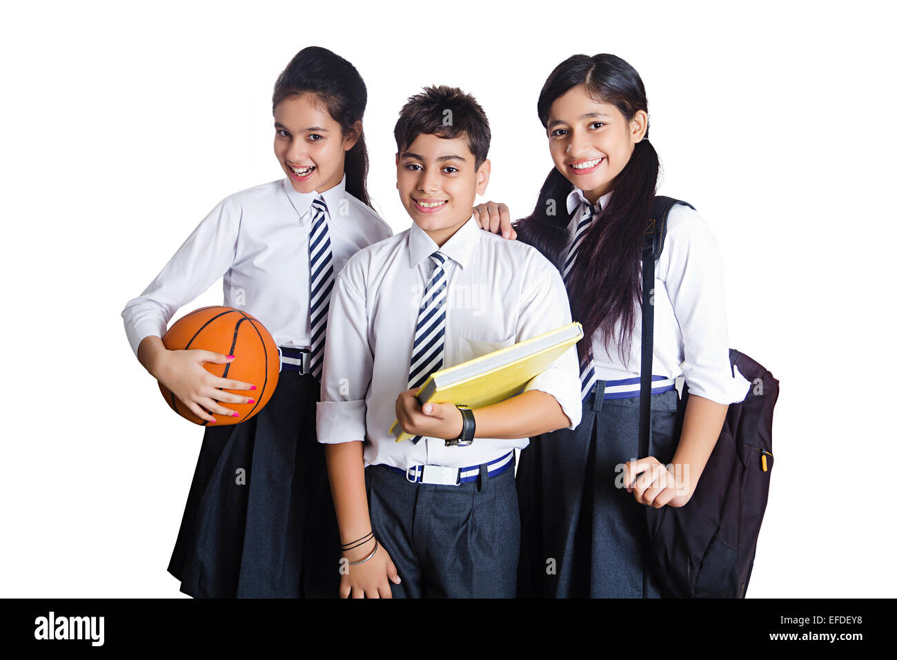Indian school friends students standing hi-res stock photography and ...