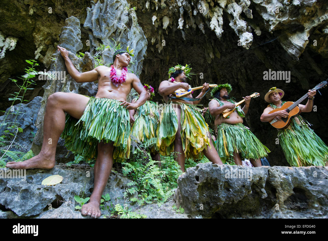 Polynesia austral islands aka tuhaa hi-res stock photography and images ...