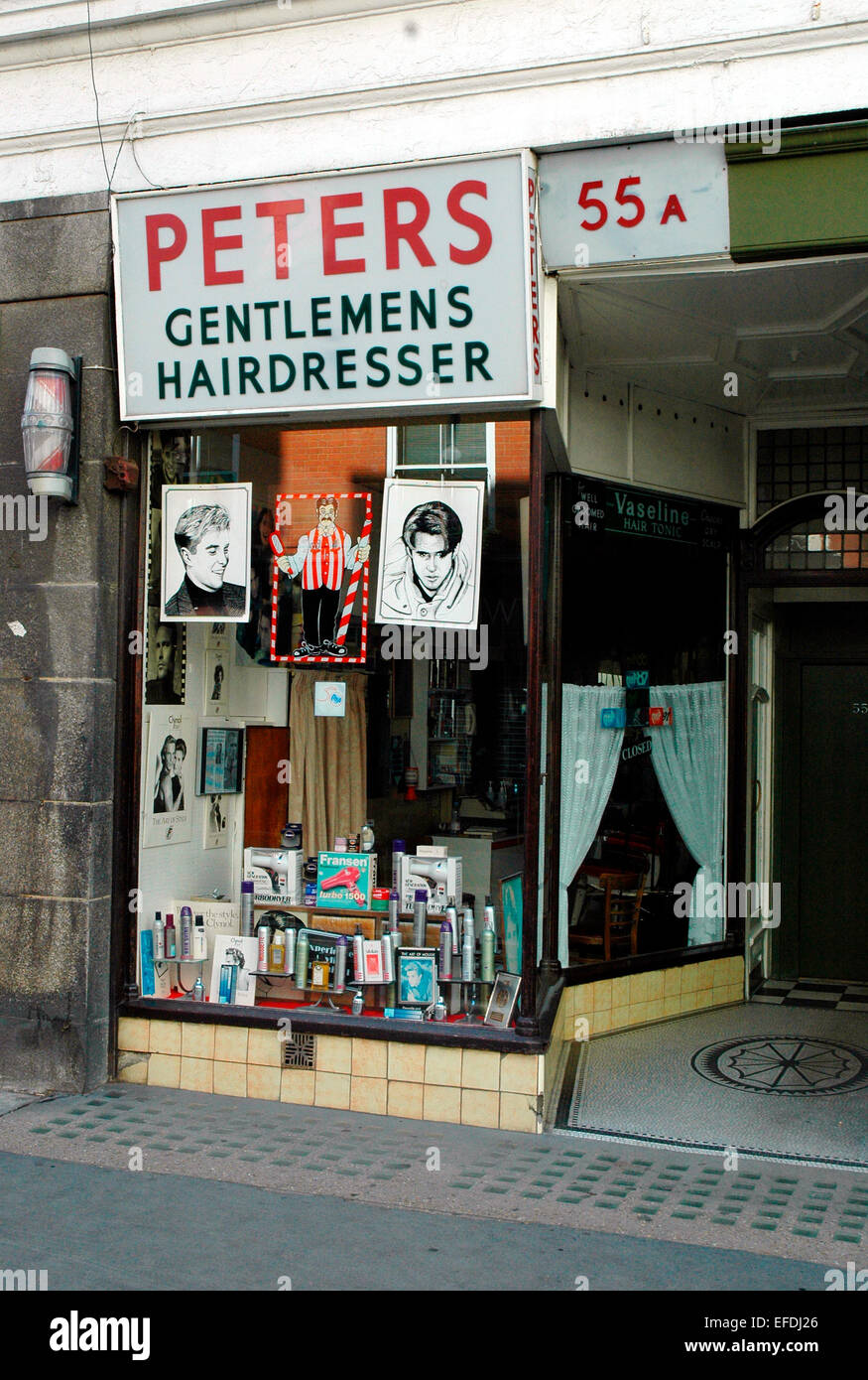 Gentleman's Barber Shop, Leather Lane, London, Britain Stock Photo - Alamy