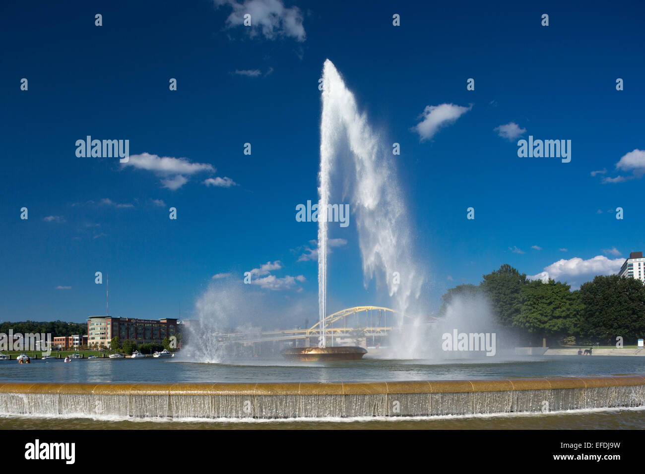 FOUNTAIN POINT STATE PARK DOWNTOWN PITTSBURGH PENNSYLVANIA USA Stock ...