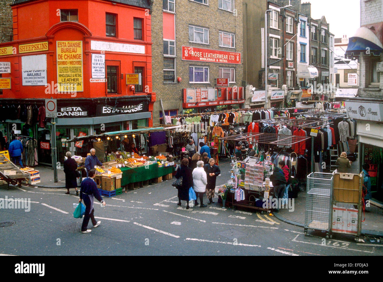 Petticoat Lane Market, Wentworth Street, London, Britain - 1993 Stock ...