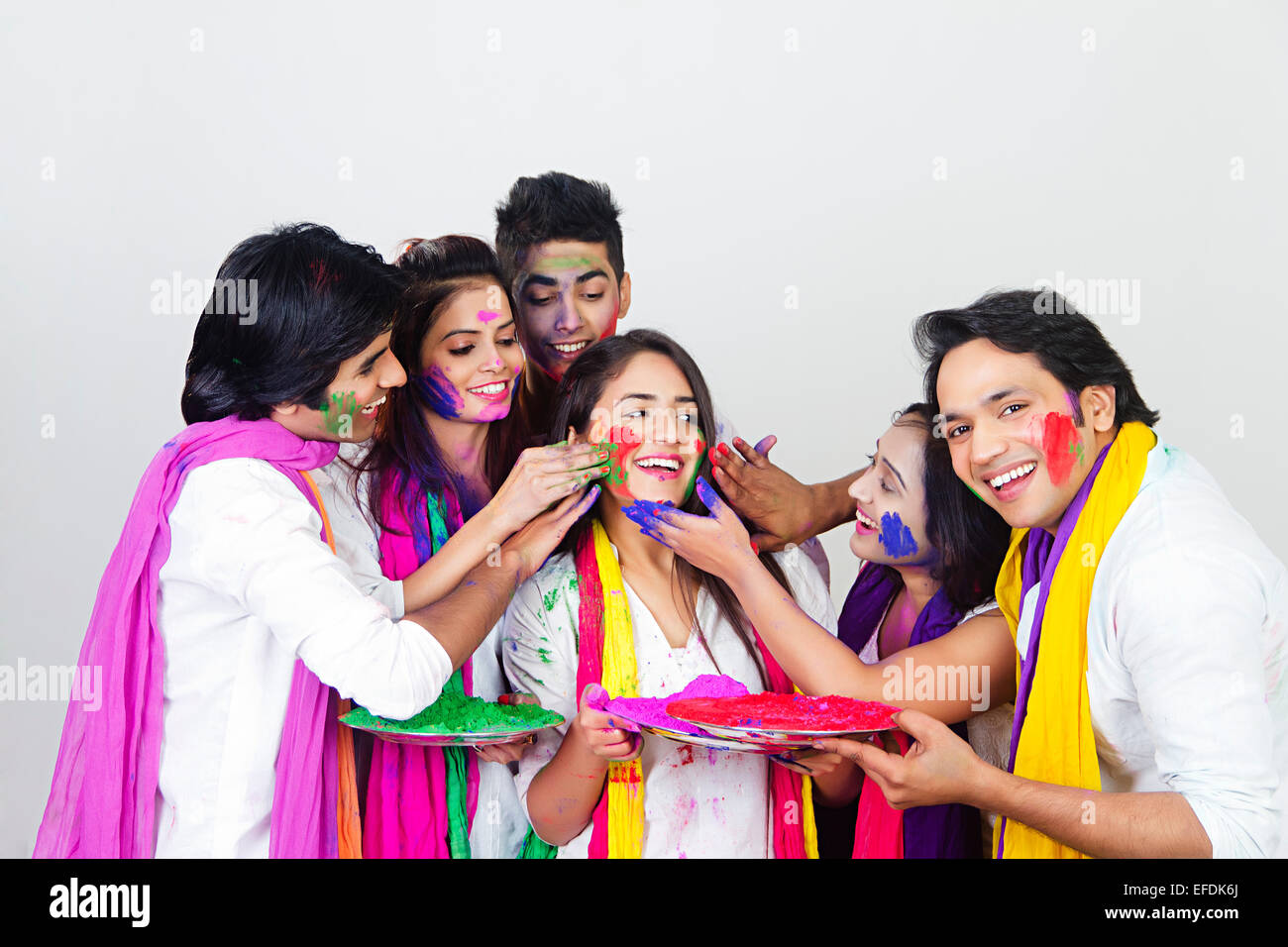 indian friends group Holi Festival enjoy Stock Photo - Alamy