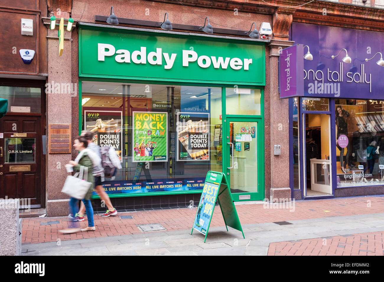 Paddy Power bookmakers shop Stock Photo - Alamy
