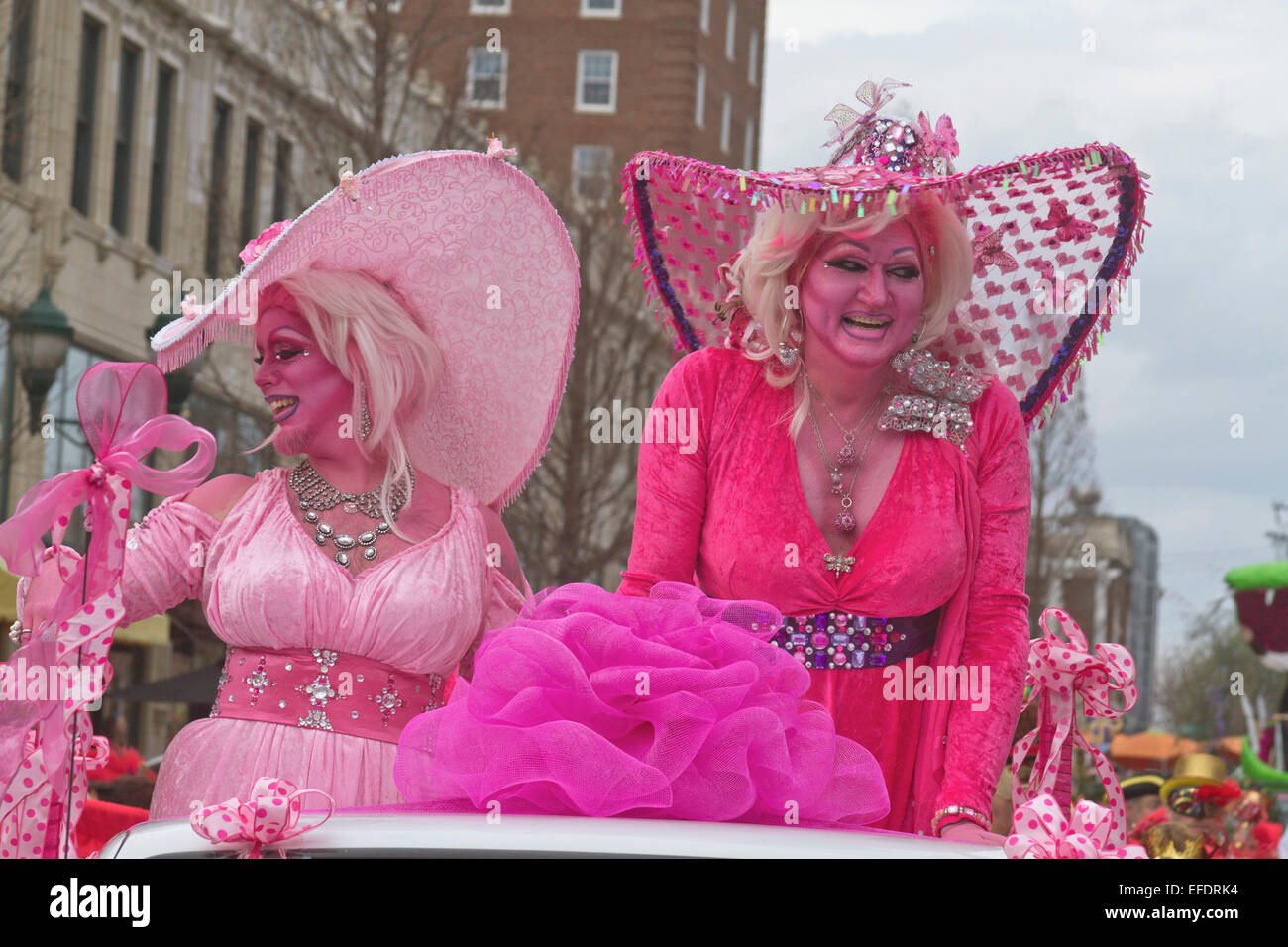 Two fat ladies hi-res stock photography and images - Alamy