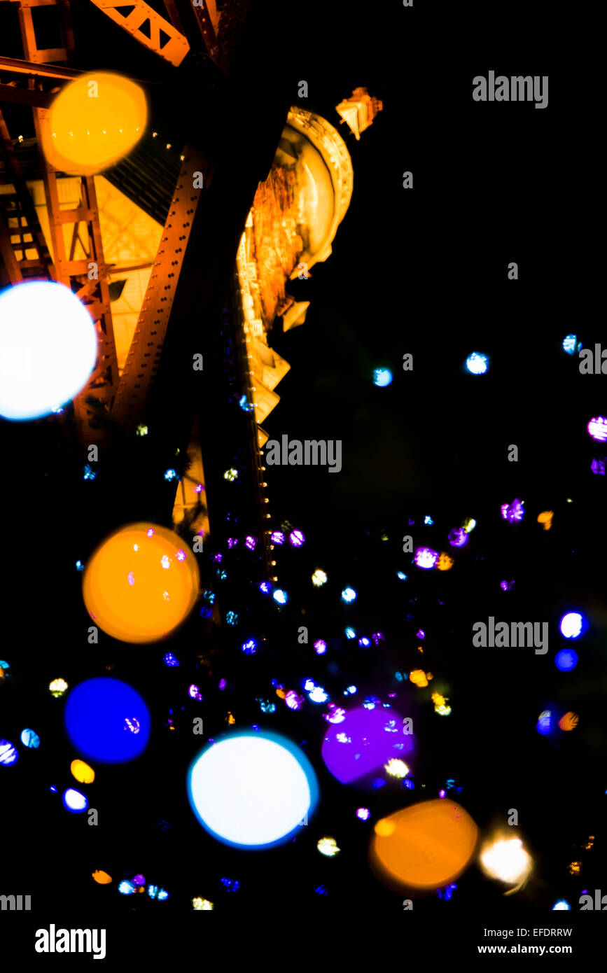 Ground level of tokyo hi-res stock photography and images - Alamy