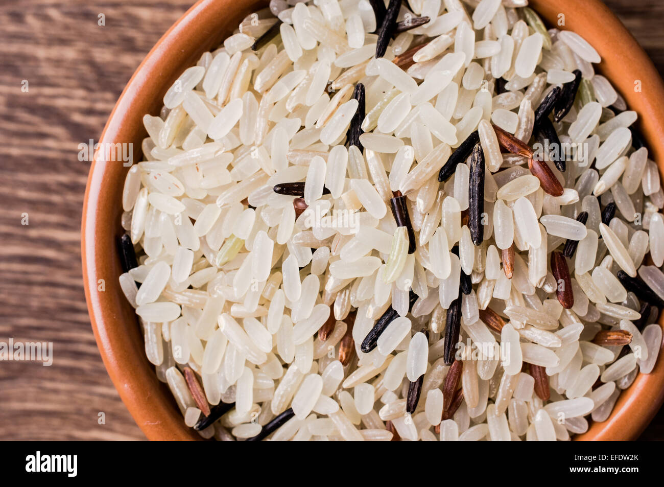 Mix of different species and varieties of rice Stock Photo - Alamy