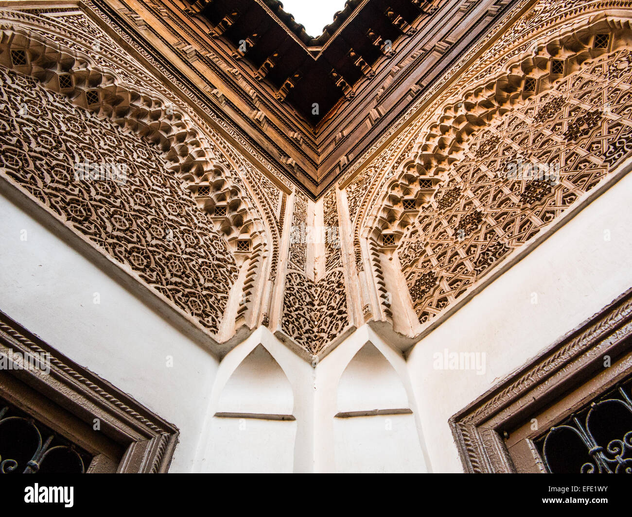 Arabic Intricate Wall Detail Stock Photo - Alamy