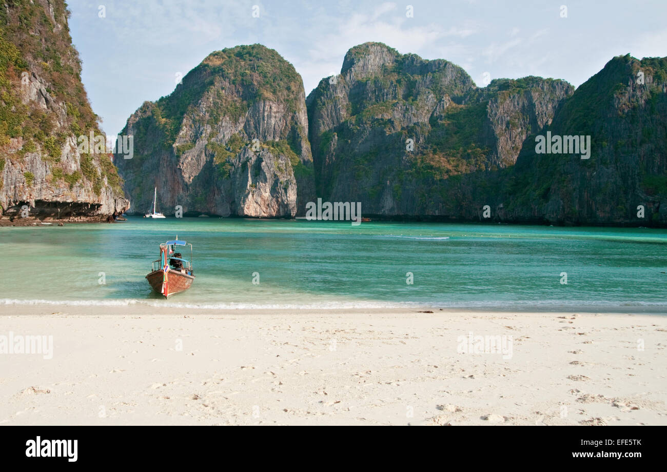 Maya bay beach hi-res stock photography and images - Alamy