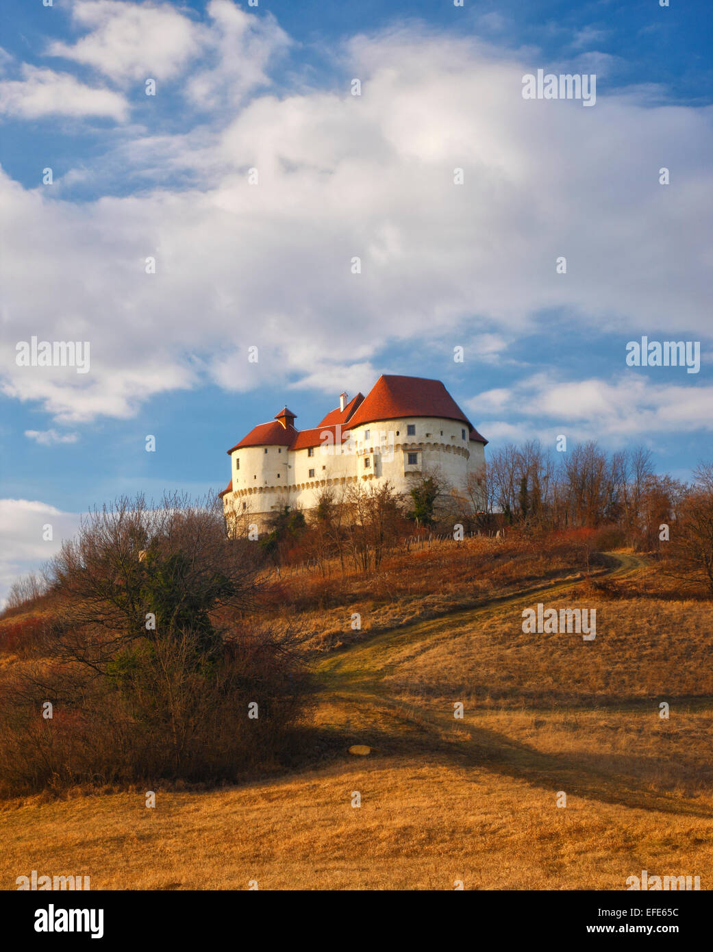 Fort castle hi-res stock photography and images - Alamy