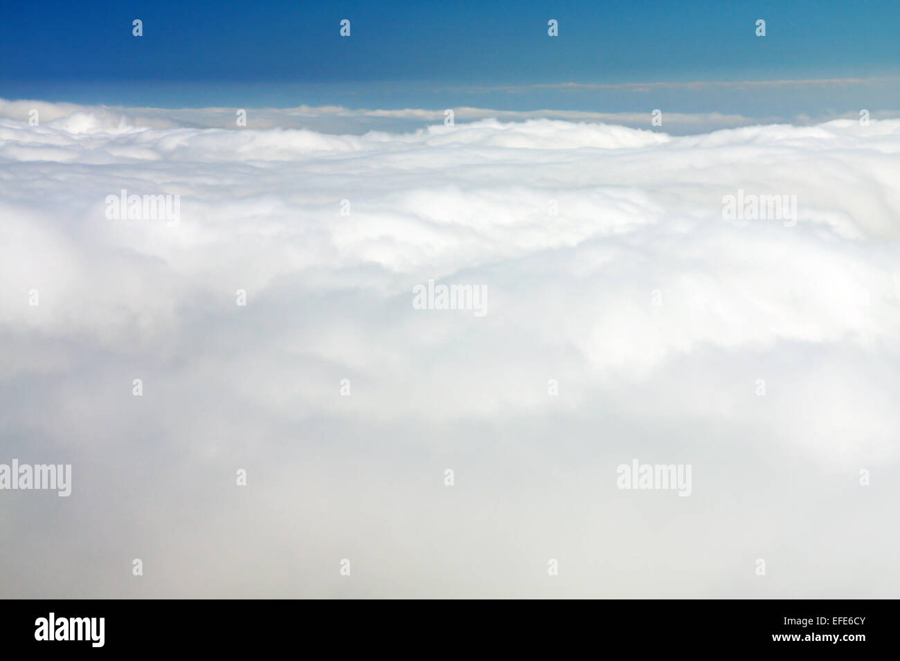 Horizon over the clouds hi-res stock photography and images - Alamy