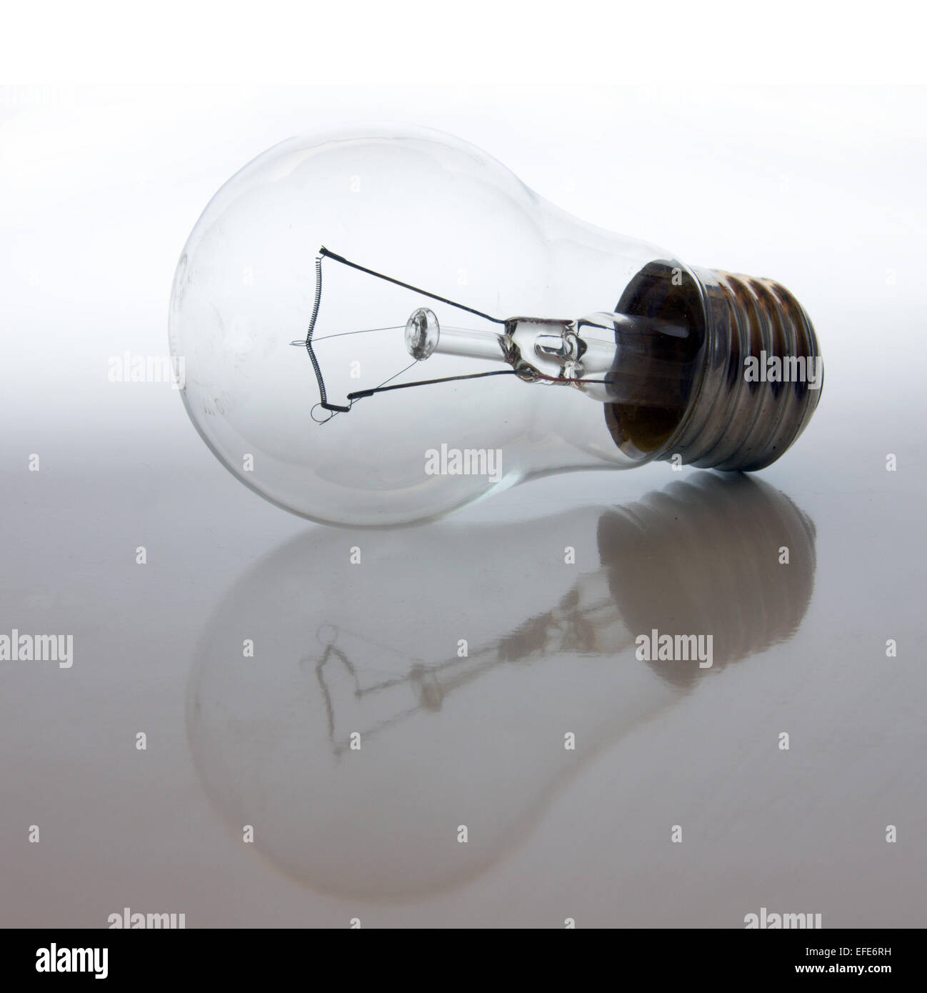 Light bulb hi-res stock photography and images - Alamy