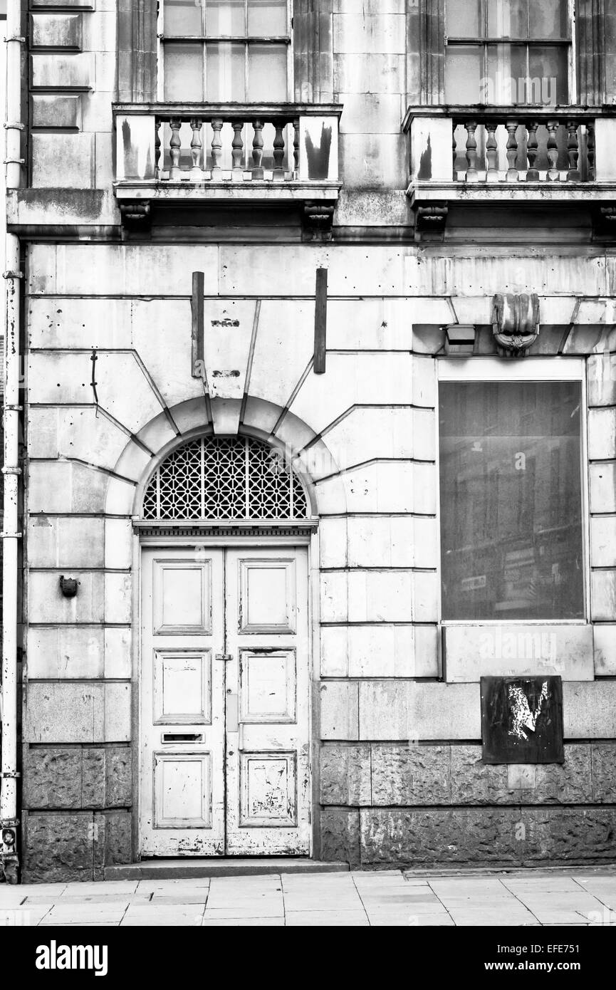 Doorway entrance old door derelict Black and White Stock Photos ...