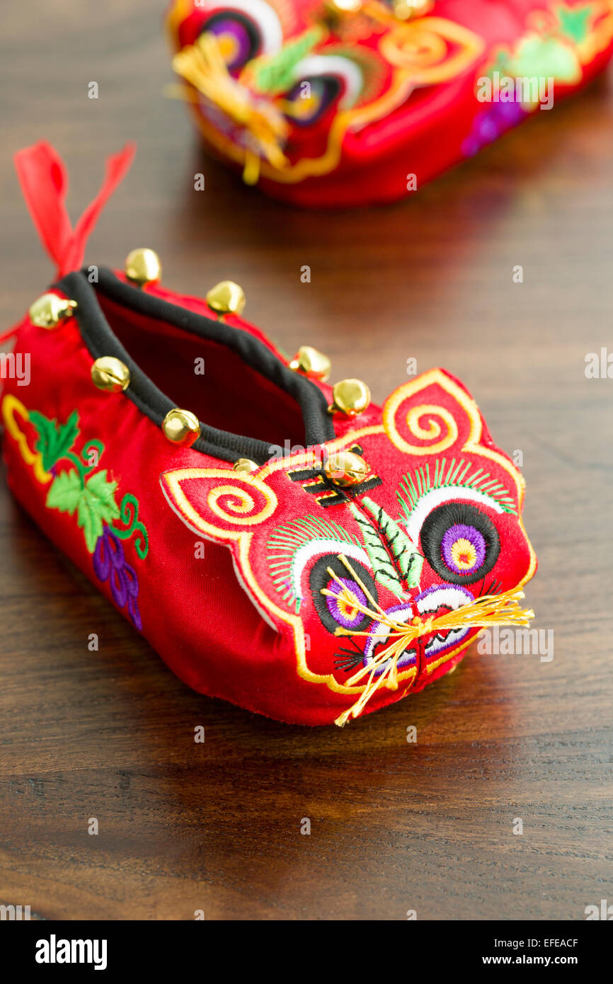 Tiger pattern shoes hi-res stock photography and images - Alamy
