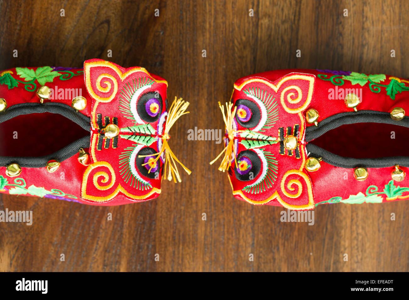 Tiger pattern shoes hi-res stock photography and images - Alamy