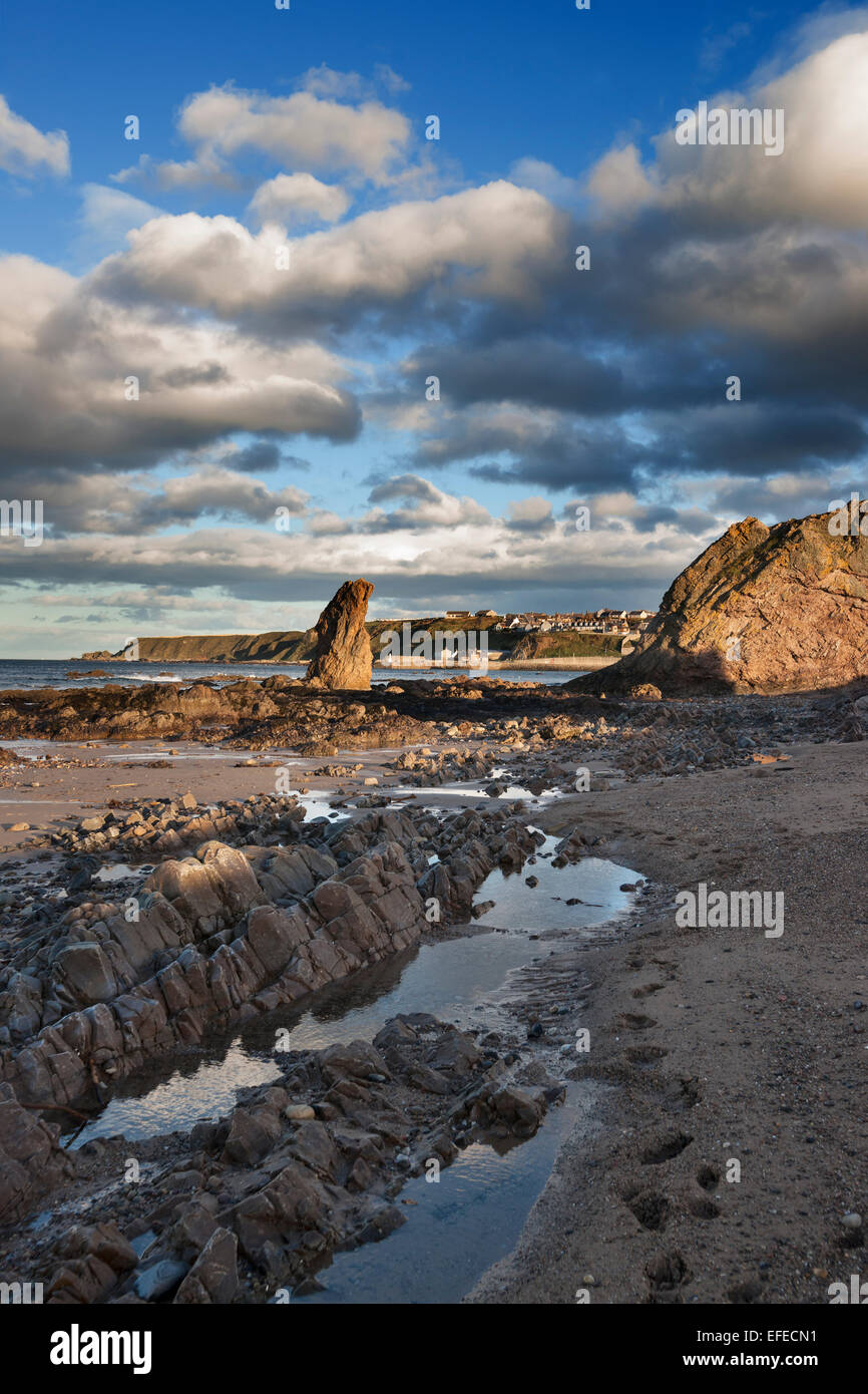 Cullen bay scotland hi-res stock photography and images - Alamy