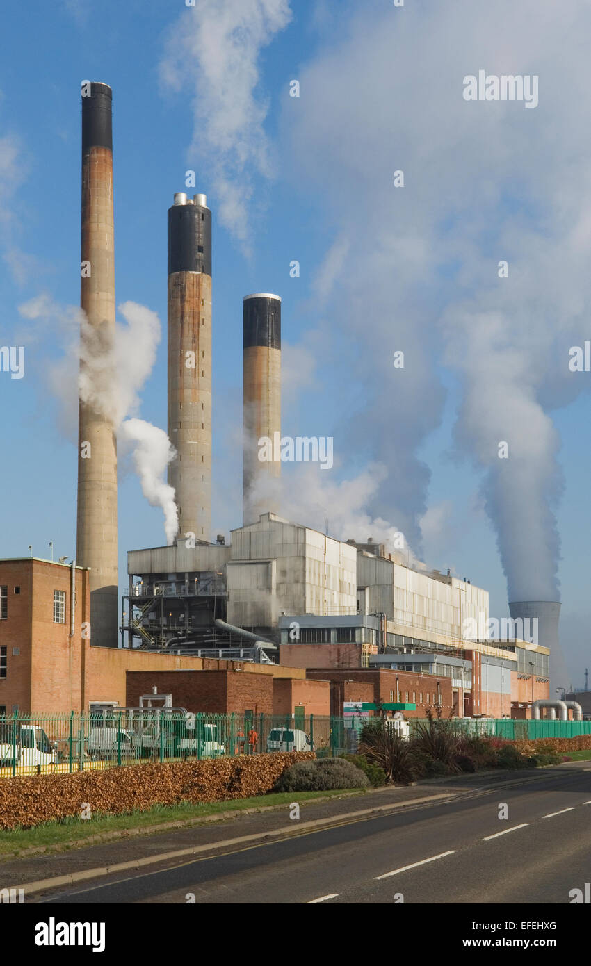 Grangemouth Oil Refinery, Scotland, UK Stock Photo - Alamy