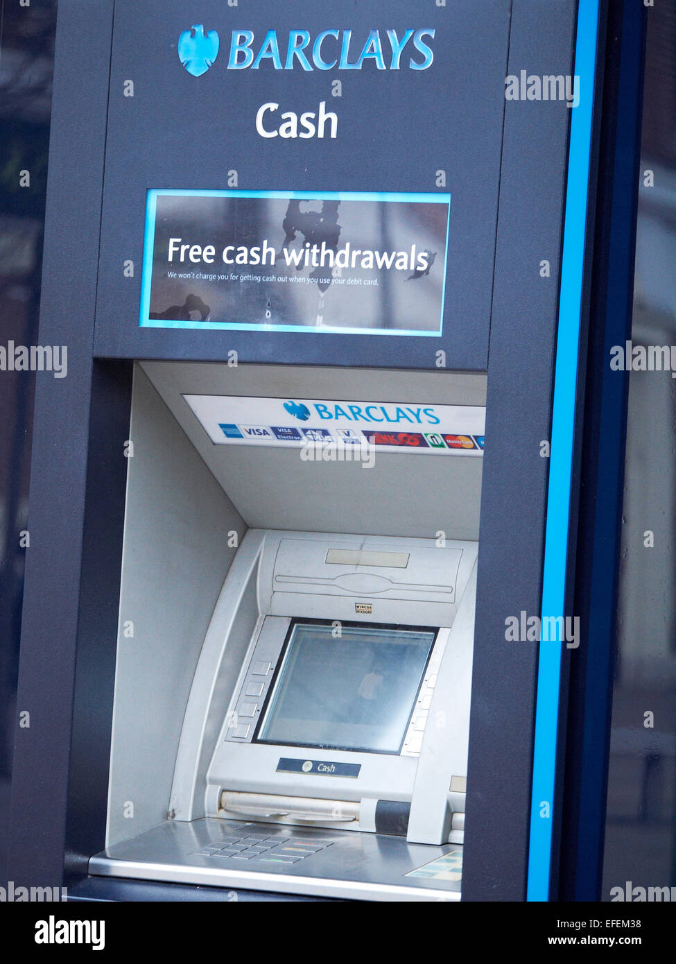 Bank machines uk hi-res stock photography and images - Alamy